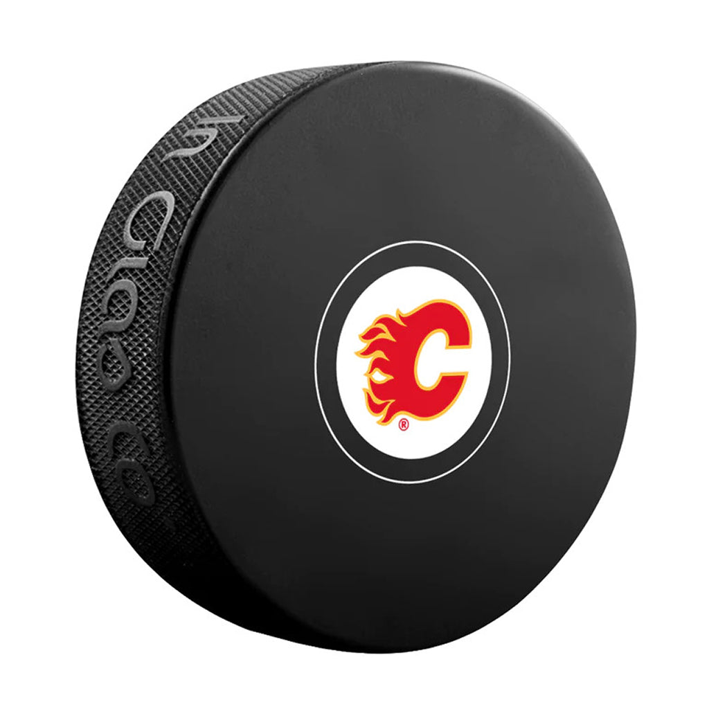 Calgary Flames Autograph Model Puck – Pucks.Net